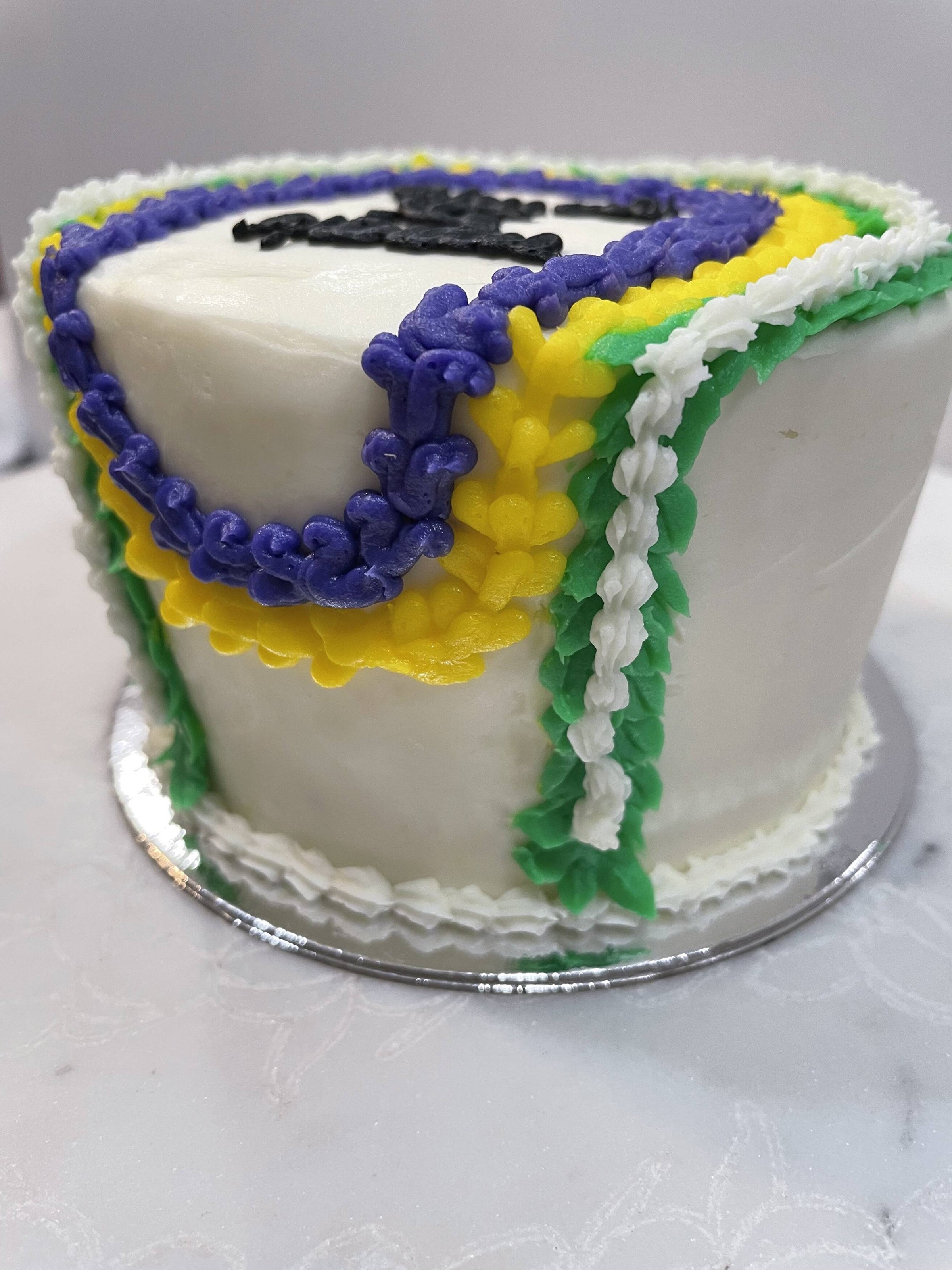 Lei Cakes | Hokulani Bakeshop